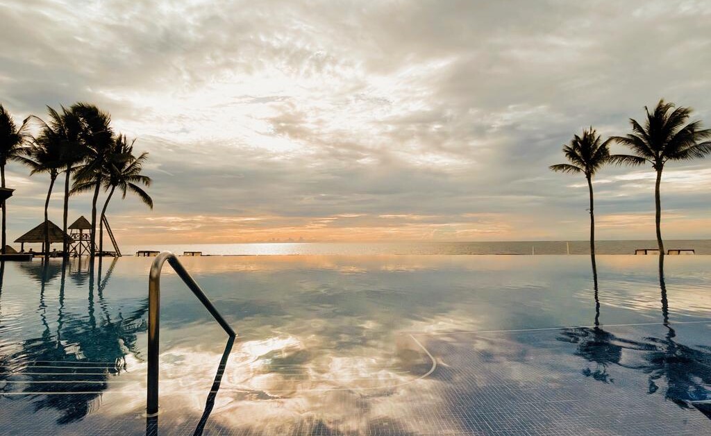 10 Best Hotels in Cancun You Can Book With Points [2023] - AuPACS